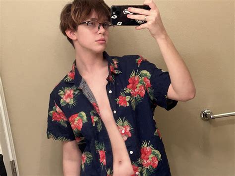 i have dreams of being a hot nonbinary housespouse cooking amazing