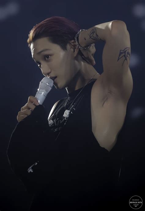 Kai On Twitter Exo Kai Exo Exo Abs