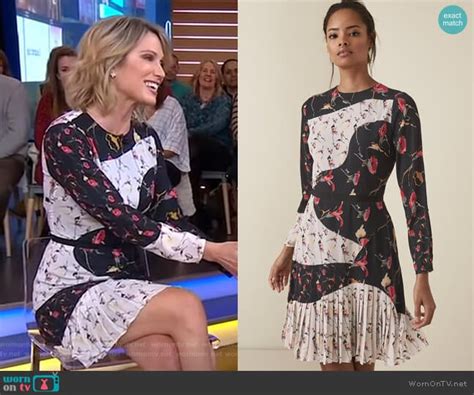 Wornontv Amys Floral Pleated Dress On Good Morning America Amy
