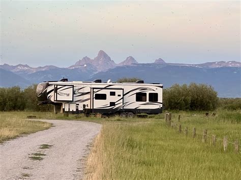 Find Your Perfect Camping Spot At These Idaho State Parks