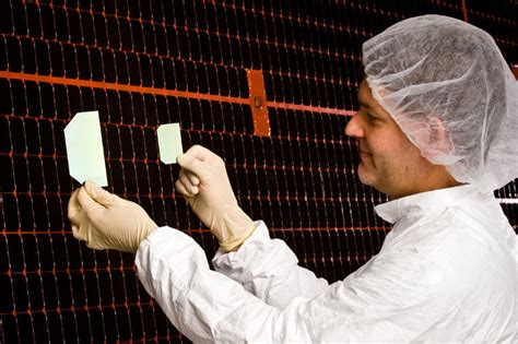 Spectrolab Produces 3 Millionth Solar Cell For Space Softpedia