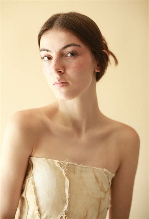 Ana Sofia Metro Models