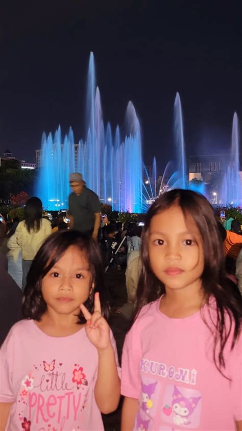 Air Mancur Monas Jadi Magnet Wisata Lebaran Ribuan Pengunjung Padati Kawasan Breaking News