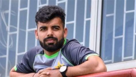 Pak Vs Eng Shadab Khan Leaves First Practice Session