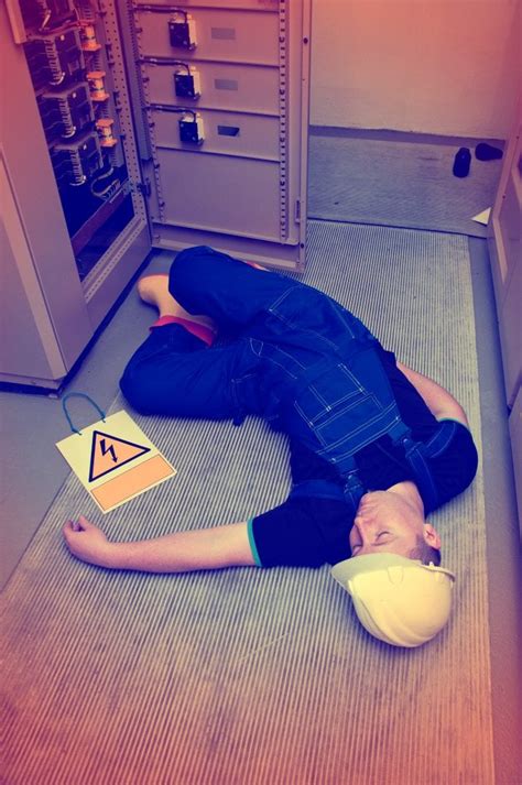 Safe Isolation Training Low Voltage SES Online Learning