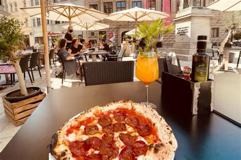 Daniel Hackbarth Muss Pizzeria Nineofive In Der Augsburger Innenstadt