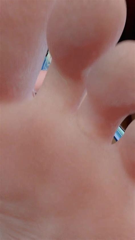 Giantess Miku Feet Thisvid Com