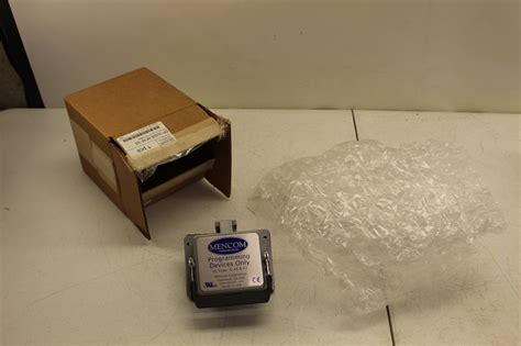 Mencom Dp 3usb Afaf 32 Panel Interface Connector New In Box Plc