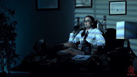 Paralegal Sex Slave Gia Dimarco Fucks Pathetic Office Gimp