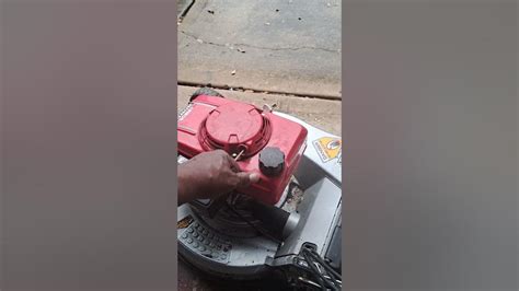 Honda Mower - YouTube
