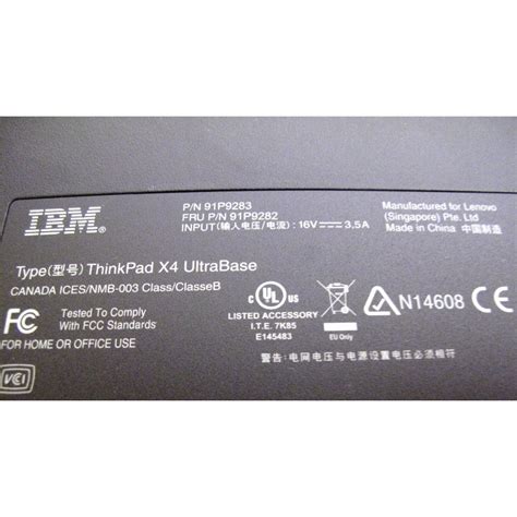 IBM ThinkPad 74P6733 Port Replicator II Ordi Spare