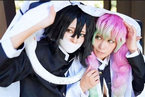 Iguro X Mitsuri Cosplay Foto Anime