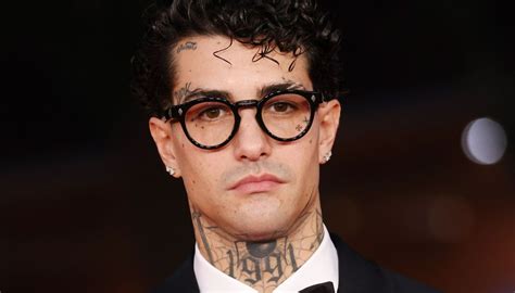 Chi è Tony Effe E Perché Si Chiama Così