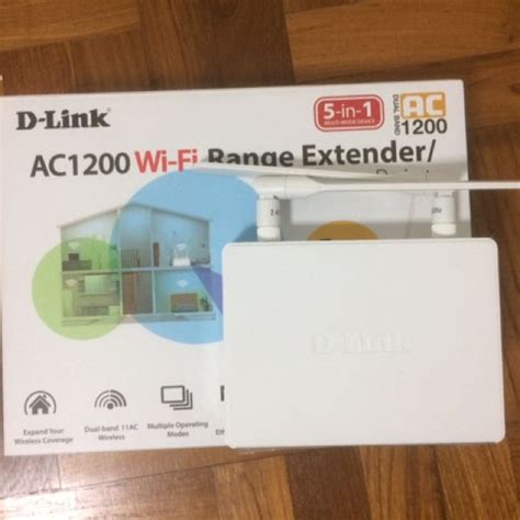 Dlink Ac1200 Wifi Range Extender Computers Tech Parts Accessories Networking On Carousell