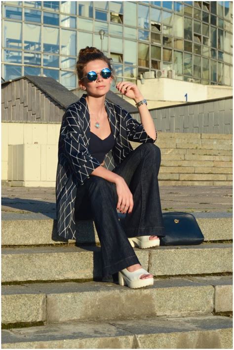 Синий клеш, снежность подошв: your_look_today — LiveJournal