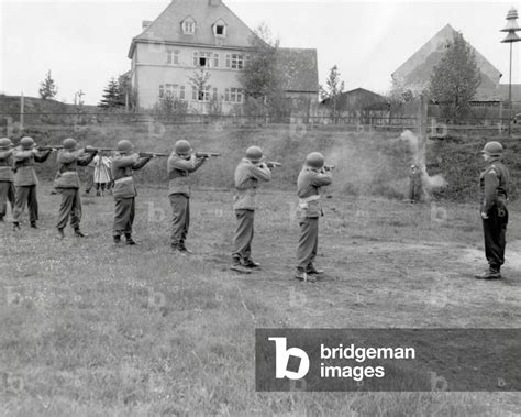 Image Of Us Army Firing Squad Executed Richard Jarozik In Kitzingen