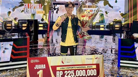 Profil Dan Biodata Widy Top Roamer Underrated Kalem Dan Karismatik