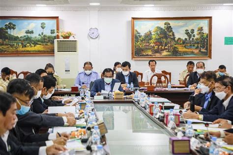 រដ្ឋបាលខេត្ត ព្រះសីហនុ ដឹកនាំកិច្ចប្រជុំសាមញ្ញរបស់ក្រុមប្រឹក្សាខេត្ត អាណត្តិទី៣ លើកទី៤០