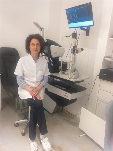 Д р Стефка Петрова Офталмолог Очен лекар София Супердок