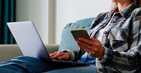 폰 보는 중 갑자기 숨이 턱…스크린 무호흡증 이란