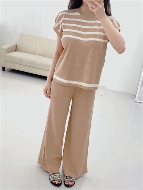 Y존부각x Set 단가라 배색 캡소매 반팔 니트 니트 팬츠 투피스 세트 3color 에이블리