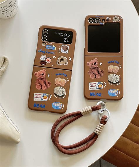 핑크리어카 귀여운 삼성 갤럭시 지플립 브라운 토스트 베어 스트랩 키링 지플립4 Z플립5 Z플립3 4 지플립4케이스 지플립5케이스 심플 스트랩케이스 핸드폰줄 핸드폰 폰 케이스
