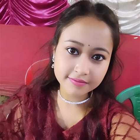 Dipanwita Singha Singharisha • Threads Say More