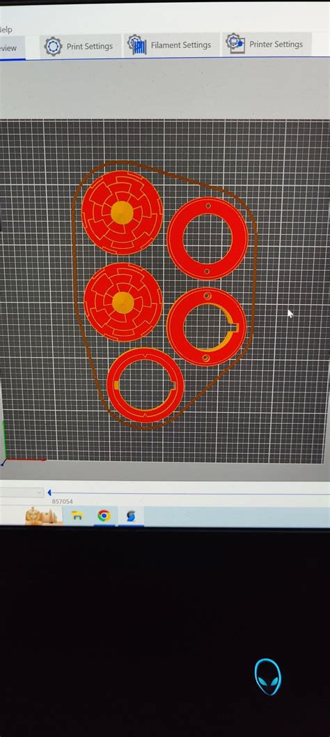 Odd Axis Ranycubic