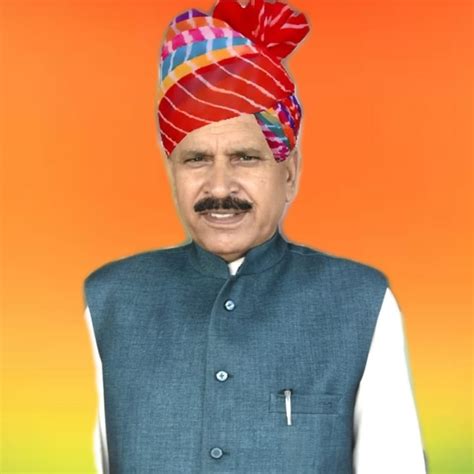 Santraj Yadav 🙏🙏🎂🎂आप सभी को गुरुनानक जयंती की ढेर सारी शुभकामनाएं 🙏💐💐