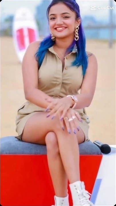 හැමෝම ආදරේ කරන ගායිකාවක් අශාන්‍යා🥰චැනල් එකත් Subscribe කරන්න🥰 Gossipgallery Shortsfeed