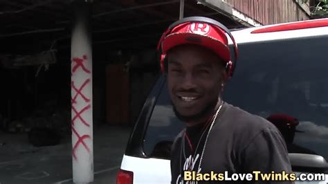 Black Hunk Fucks Latino