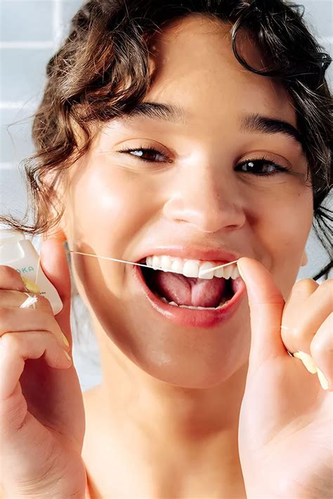 Oral Care Mint Floss Dental Floss Oral Hygiene Mouth Care Self Care Natural Skin Care