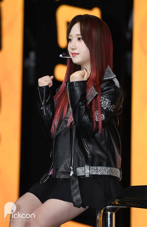 로켓펀치 쥬리 건강하게 돌아왔어요 [포토] Pickcon