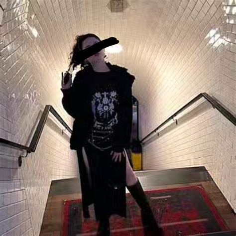 How I Style Waist Chains R Fashion