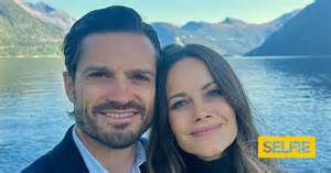 Príncipes Carl Philip E Sofia Da Suécia São Novamente Pais Casa Real