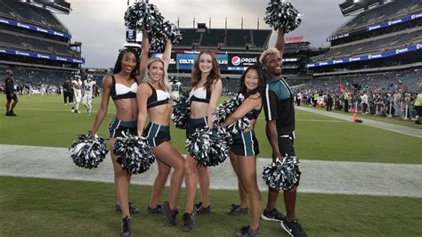 Eagles Cheerleaders On Gameday Indianapolis Colts