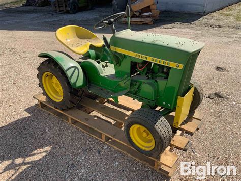 John Deere 110 Lawn Tractor | Agriculture | BigIron