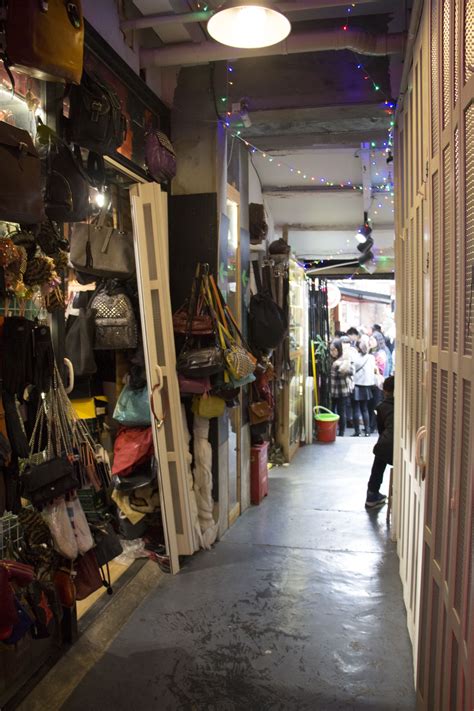 무료 이미지 시티 바자 시장 쇼핑 방 공공 장소 부티크 소매 인간 정착 2000x3000 32654 무료 이미지 Pxhere