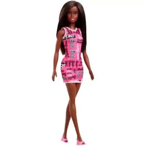 Mattel Barbie Baba Barbie Feliratos Ruhában Feke