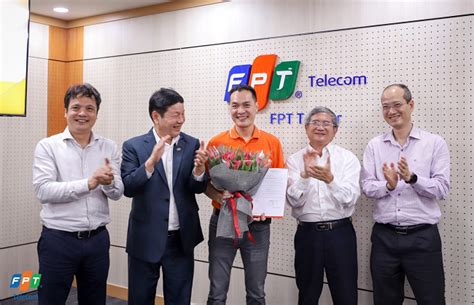 FPT Telecom Công ty Cổ phần Viễn thông FPT FPT Telecom có Chủ tịch HĐQT và Tổng Giám đốc mới