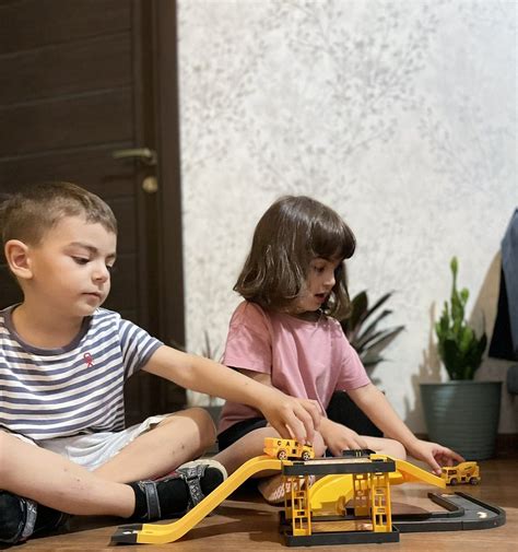 The Toy Shop სათამაშოების მაღაზია The Toy Shop სათამაშოების მაღაზია