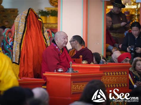 ФОТО Гандантэгчэнлин хийдийн тэргүүн Xxx Хамба номун хан лхаарамба Д