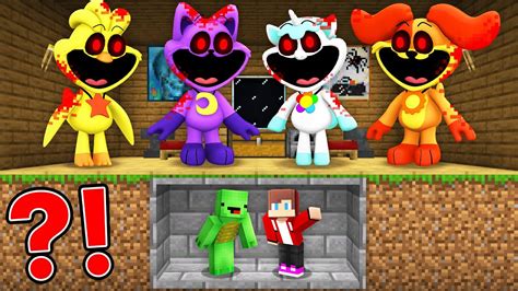 Jj And Mikey Hide From Scary Smilling Critters In Minecraft Maizen
