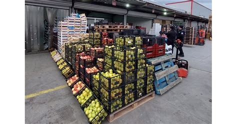 Полицията с акция по зеленчуковите борси в страната проверяват и цените