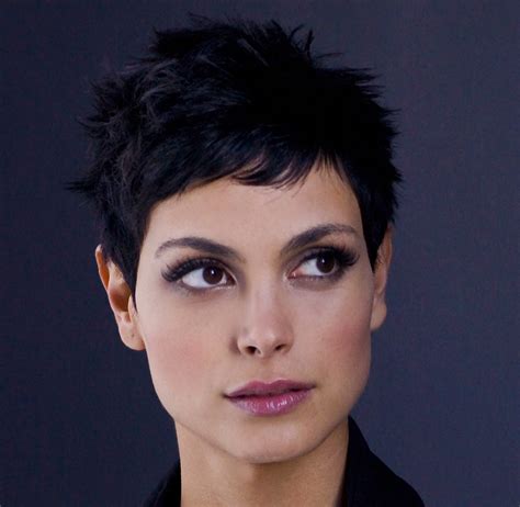 2460x2400 Resolution Morena Baccarin Actress Face 2460x2400