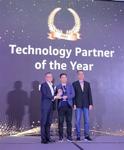 Titania Leung On Linkedin Mongodb Aws Partneroftheyear