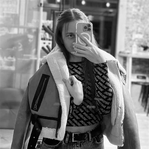 𝑦𝑎𝑛𝑎𝑠 Yannaaas • Threads Say More