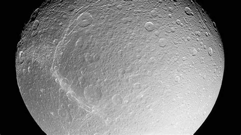 Pala Letelica Koja Istražuje Mesec