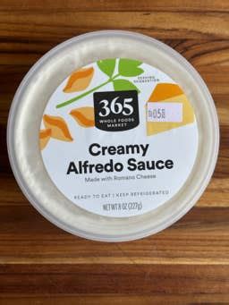I Tried 13 Different Jarred Alfredo Sauces—this Is The Best Parade