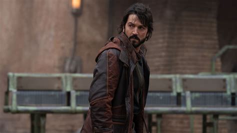 Por Qué Steven Spielberg Se Acercó A Diego Luna Al Verlo En “y Tú Mamá